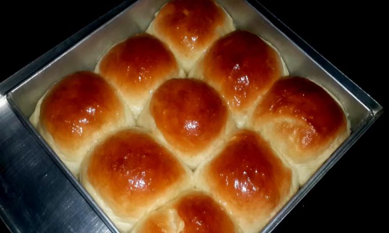 Homemade Pav Bun Recipe |How to make Pav at home